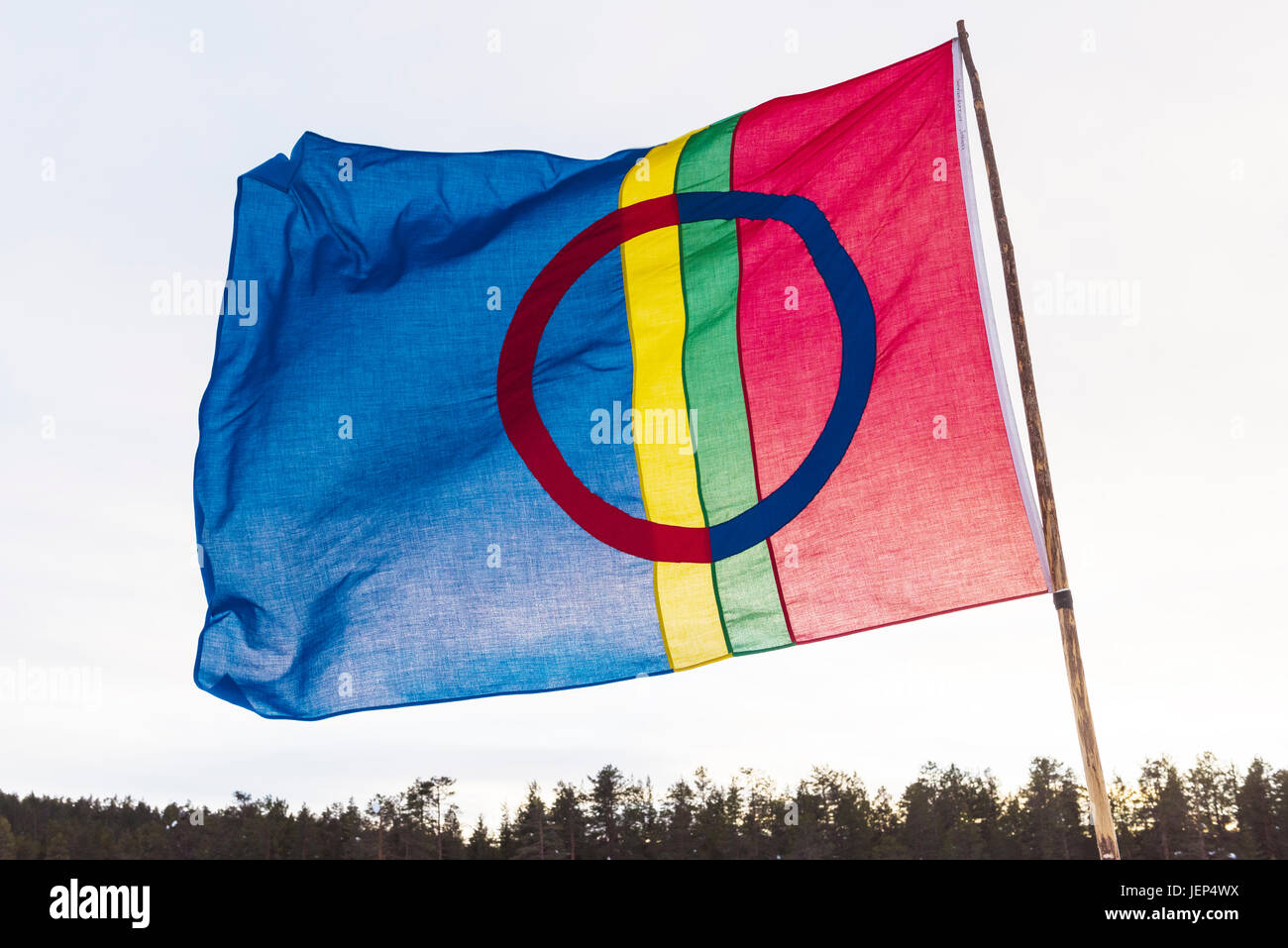 Lappland flagge -Fotos und -Bildmaterial in hoher Auflösung – Alamy