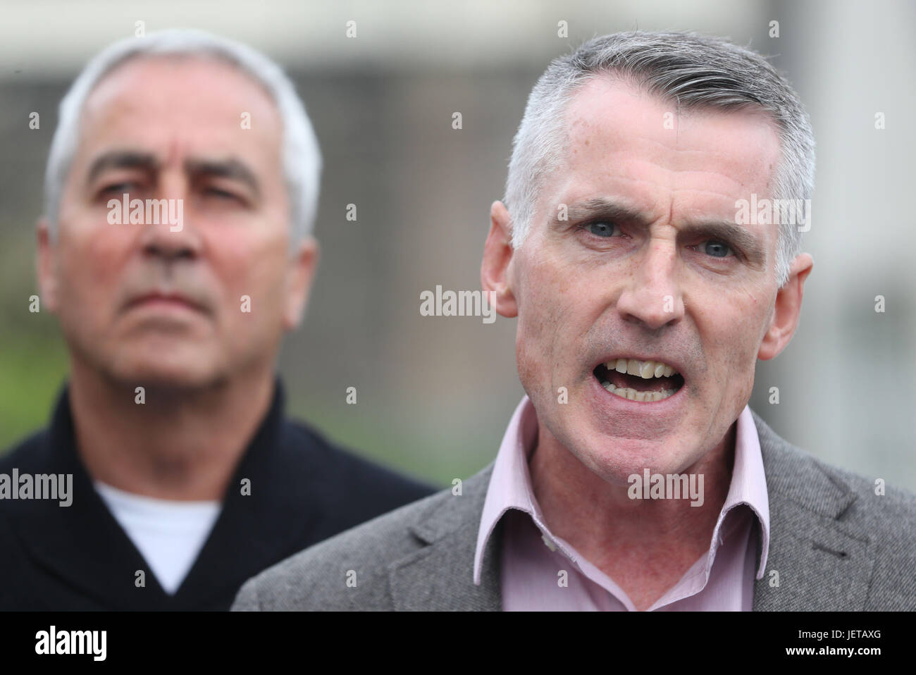 Sinn feins pat sheehan -Fotos und -Bildmaterial in hoher Auflösung – Alamy