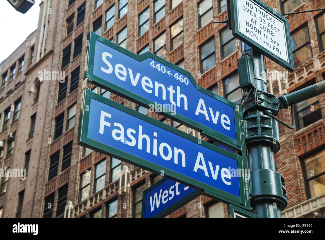 7th avenue siebte -Fotos und -Bildmaterial in hoher Auflösung – Alamy
