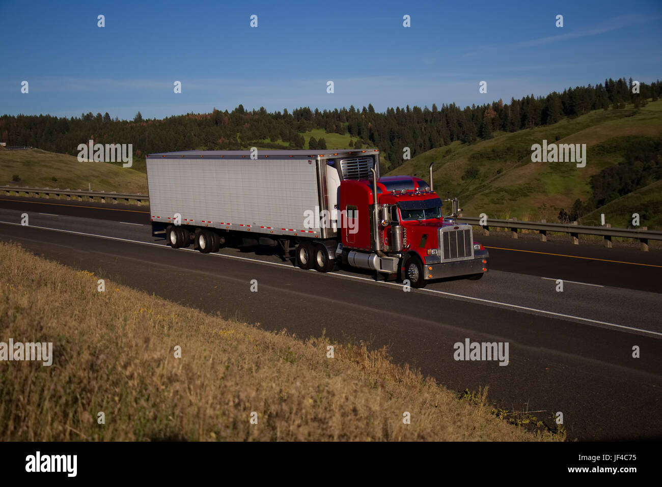 Peterbilt schwerlastwagen -Fotos und -Bildmaterial in hoher Auflösung ...