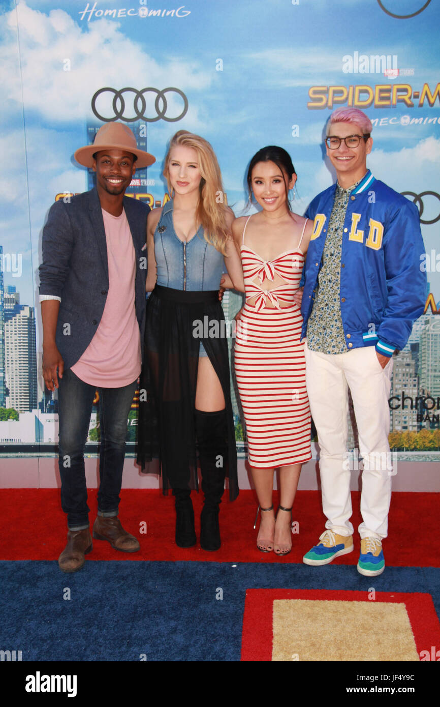 Smosh, Keith Leak Jr., Courtney Miller, Olivia Sui, Noah Grossman 28.06 ...