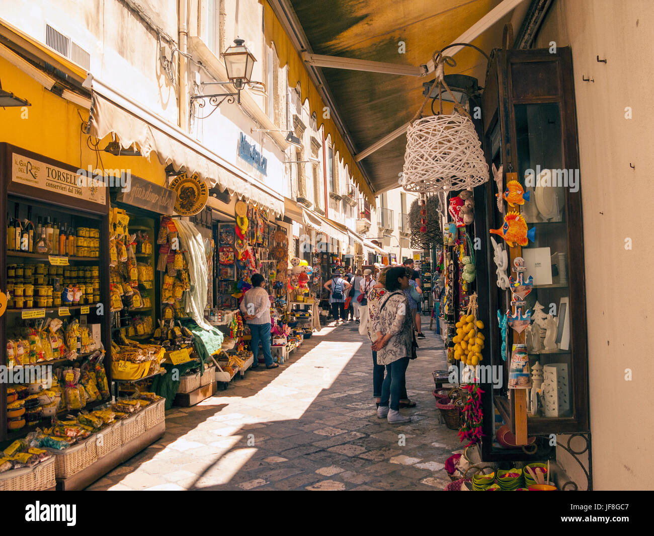 Otranto altstadt -Fotos und -Bildmaterial in hoher Auflösung – Alamy