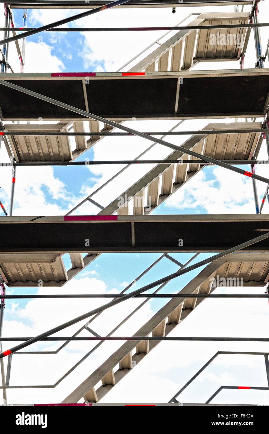 Scaffolding stairs -Fotos und -Bildmaterial in hoher Auflösung – Alamy