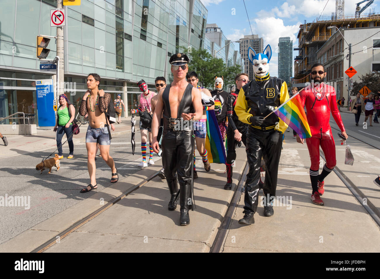 Toronto Kanada 25 Juni 2017 Mitglieder Der Bdsm Gemeinschaft Nach Toronto Gay Pride Parade