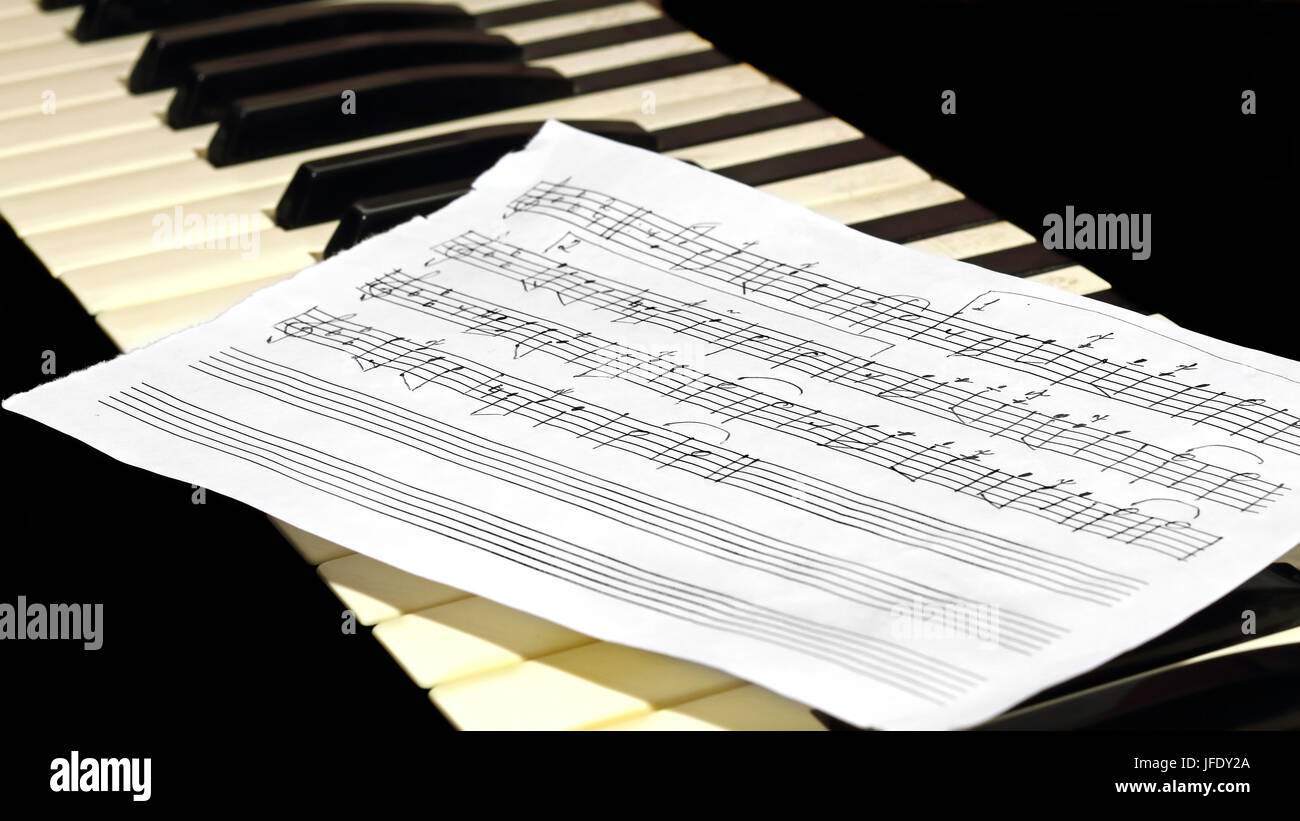 Keyboard Sheet Music Stockfotos und -bilder Kaufen - Alamy