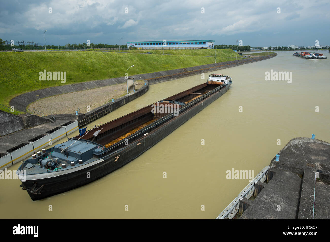 Empty container ship -Fotos und -Bildmaterial in hoher Auflösung – Alamy