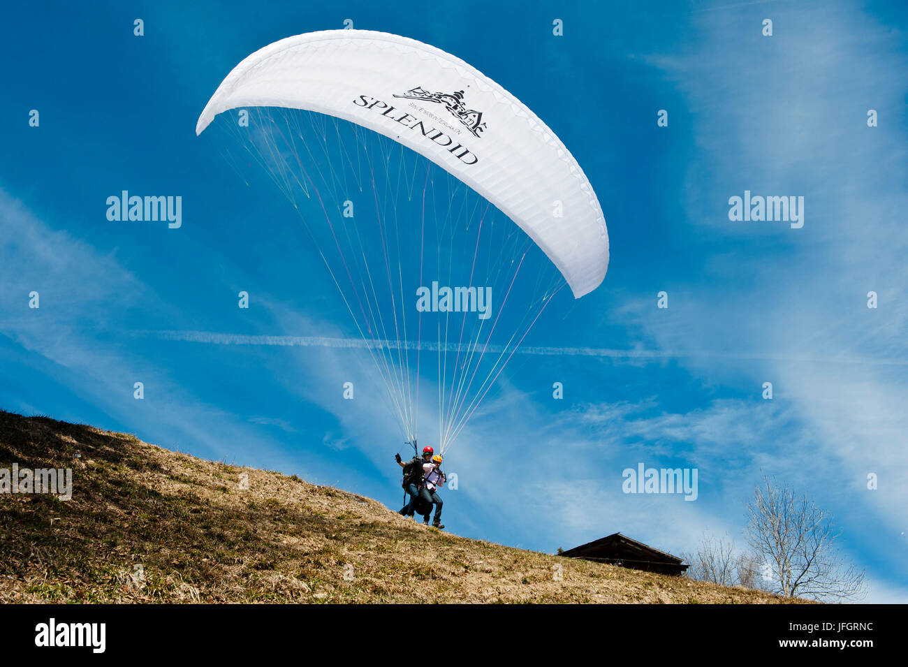 Tandem gleitschirm -Fotos und -Bildmaterial in hoher Auflösung – Alamy