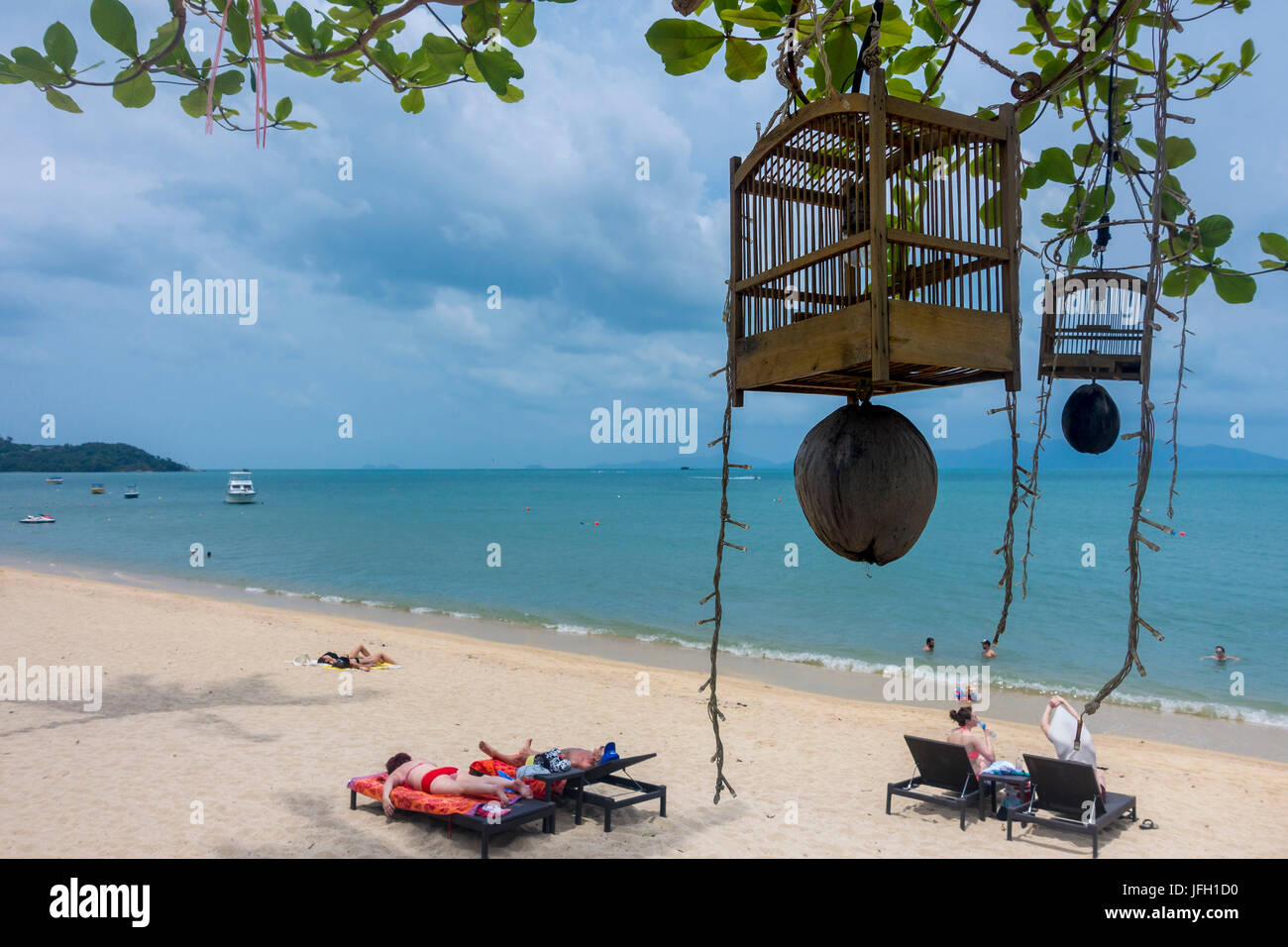 Touristen am Strand, Bo Phut Beach, Insel Ko Samui, Thailand, Asien ...