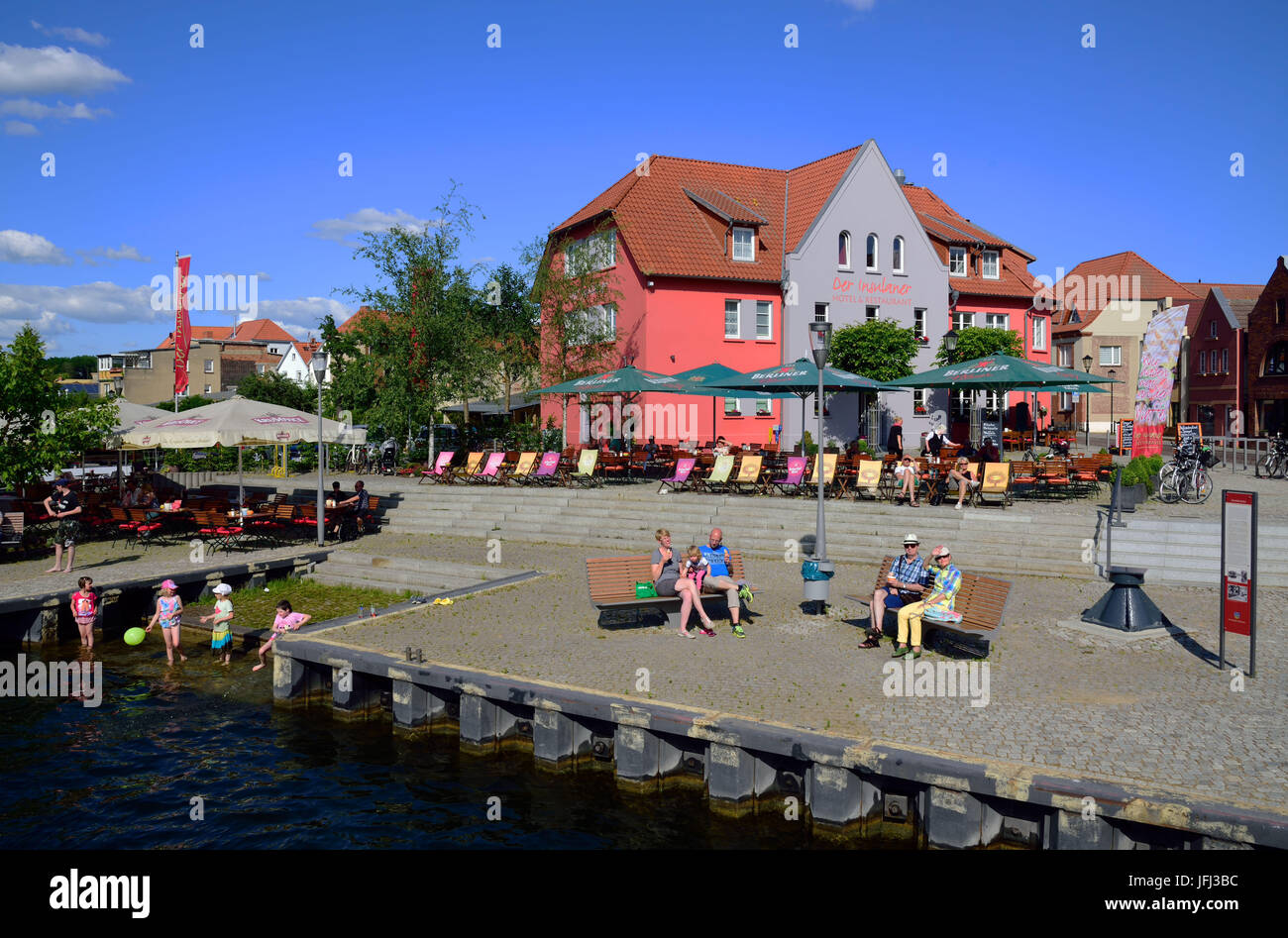 Europa, Deutschland, Mecklenburg-Vorpommern, Insel Stadt Malchow ...