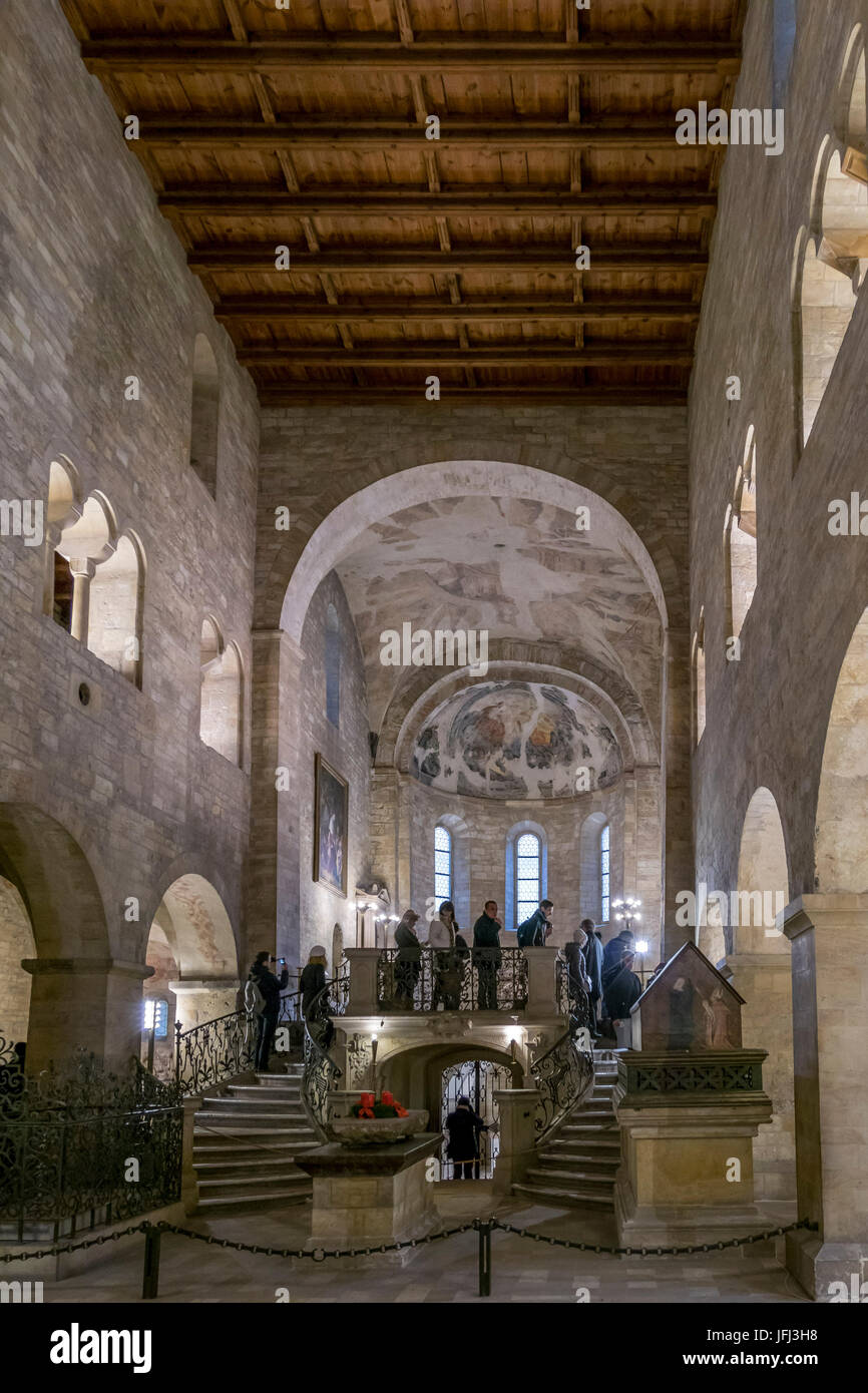 Basilika von st george bazilika sv jiri -Fotos und -Bildmaterial in hoher Auflösung – Alamy