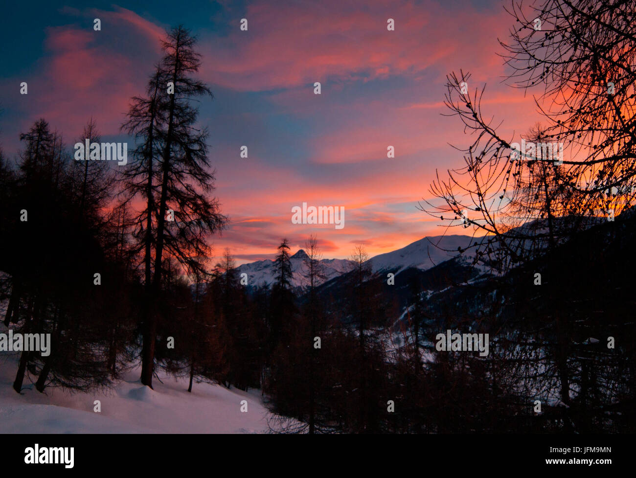 Bever schweiz -Fotos und -Bildmaterial in hoher Auflösung – Alamy