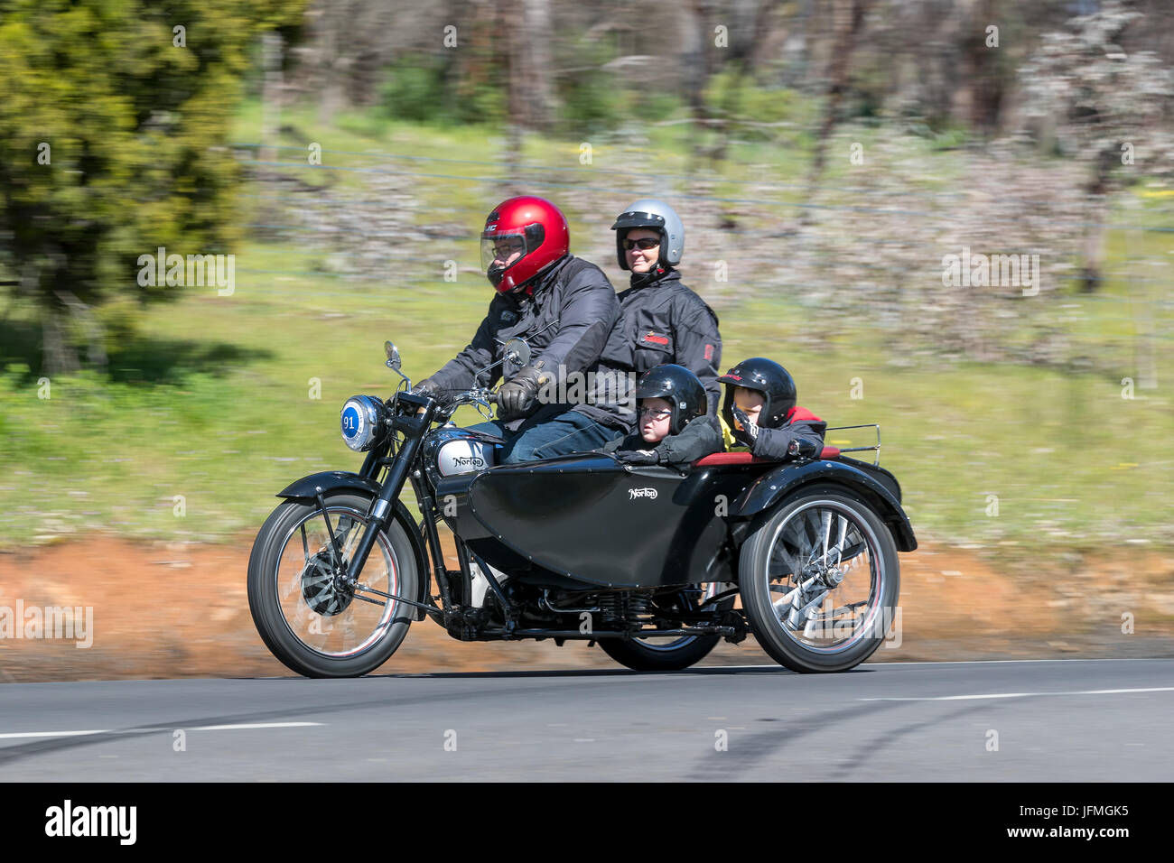 Faszinierend Motorrad Handler In Der Nahe Fotos