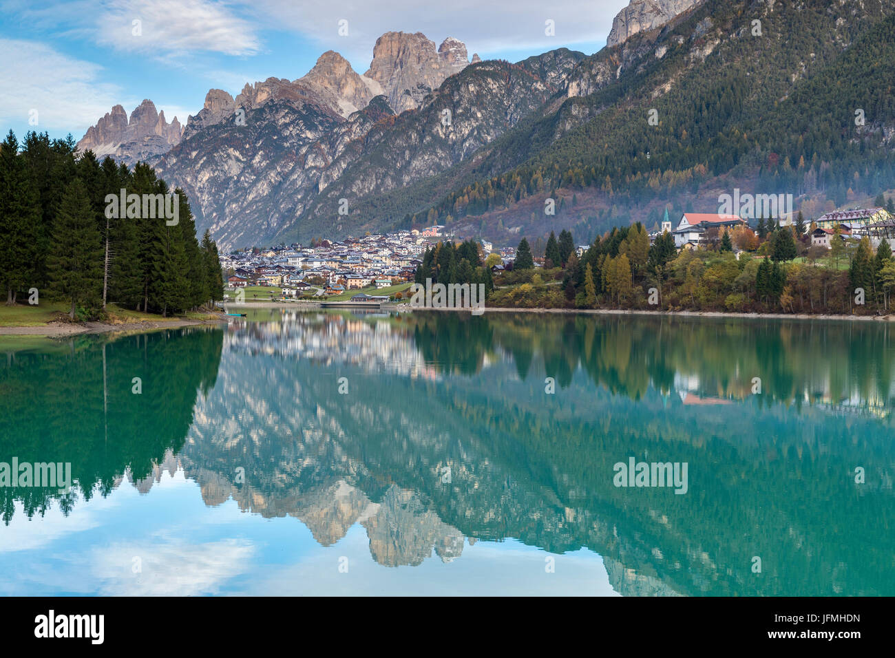 Lago di Santa Caterina und Auronzo di Cadore, Provinz Belluno, Region ...