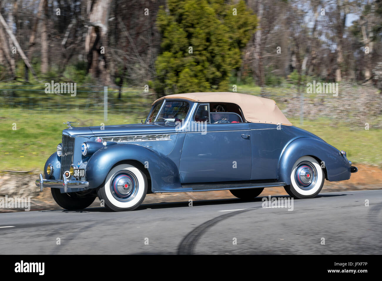 Packard convertible -Fotos und -Bildmaterial in hoher Auflösung – Alamy