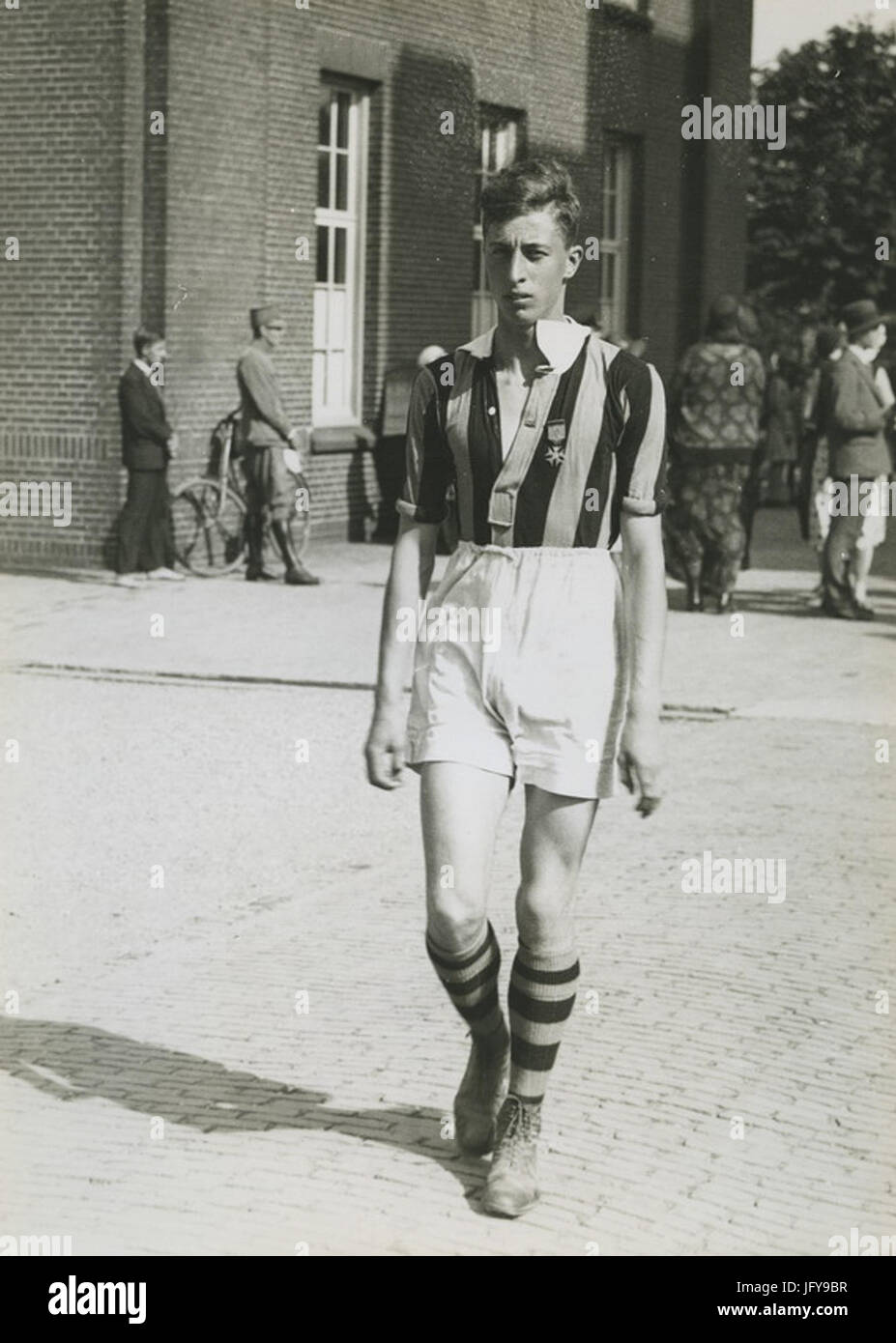 Een Sportieve Deelnemer Keert Terug van Het Parcours van 55 km in de ...