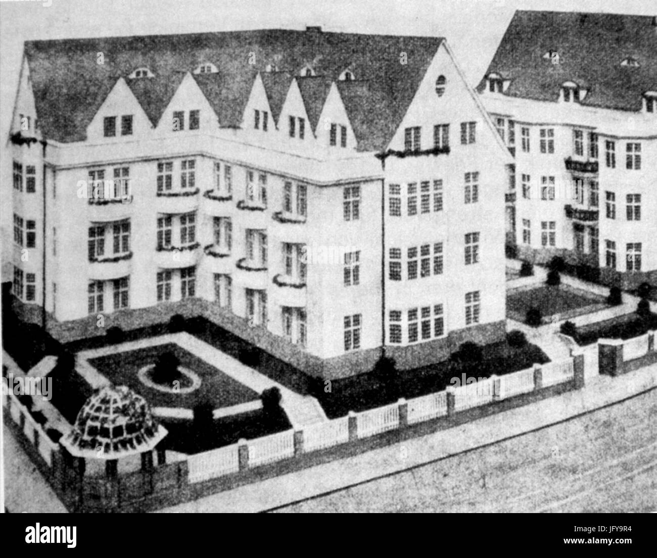 Lichterfelde berlin Schwarzweiß-Stockfotos und -bilder - Alamy