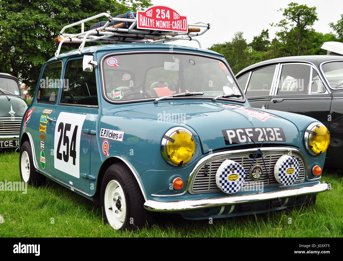 Monte carlo rally mini cooper -Fotos und -Bildmaterial in hoher ...