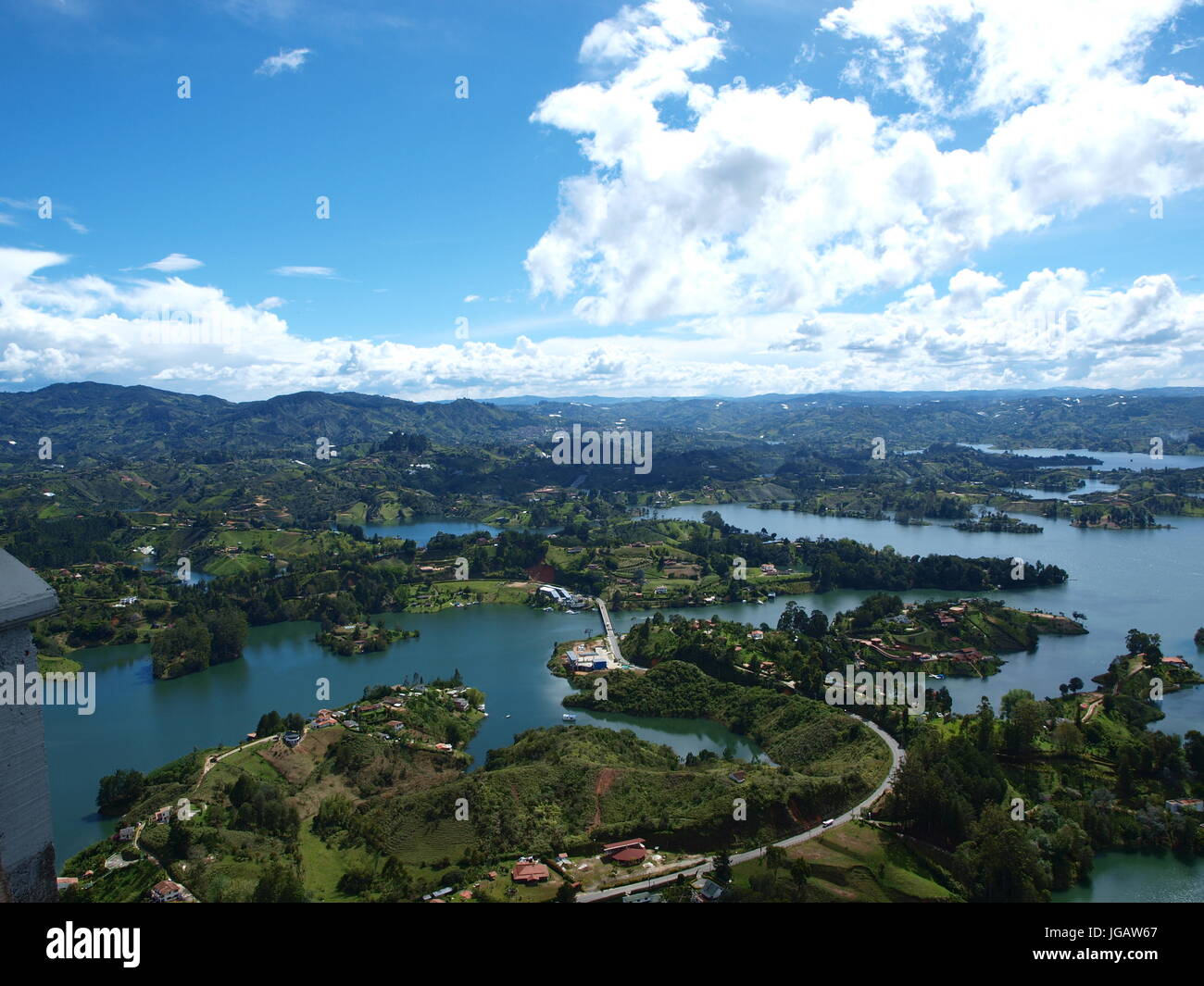 Reise el penon de guatape -Fotos und -Bildmaterial in hoher Auflösung ...