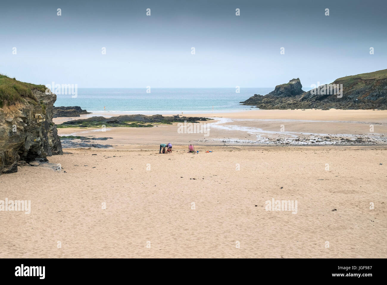 Blaue flagge und auszeichnung am meer -Fotos und -Bildmaterial in hoher Auflösung – Alamy
