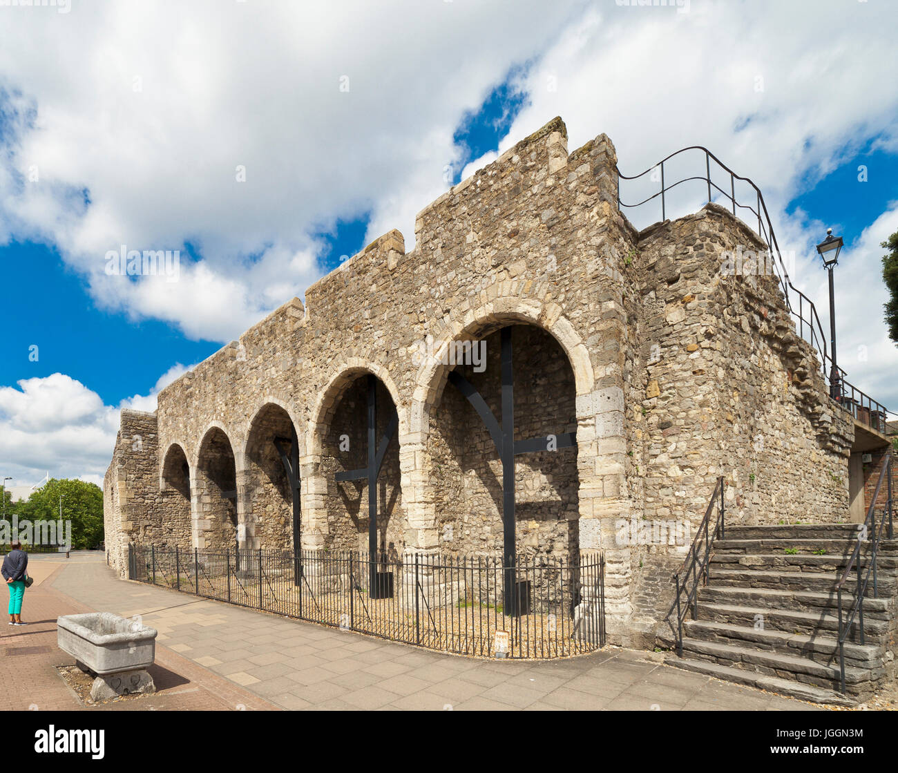 Stadtmauern southampton -Fotos und -Bildmaterial in hoher Auflösung – Alamy