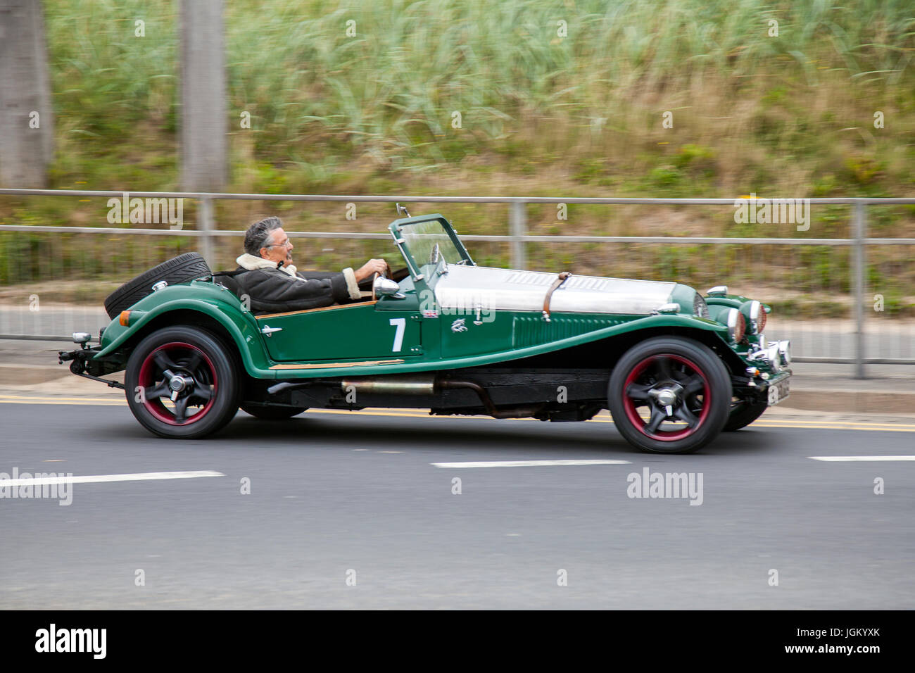 Green marlin kit car -Fotos und -Bildmaterial in hoher Auflösung – Alamy