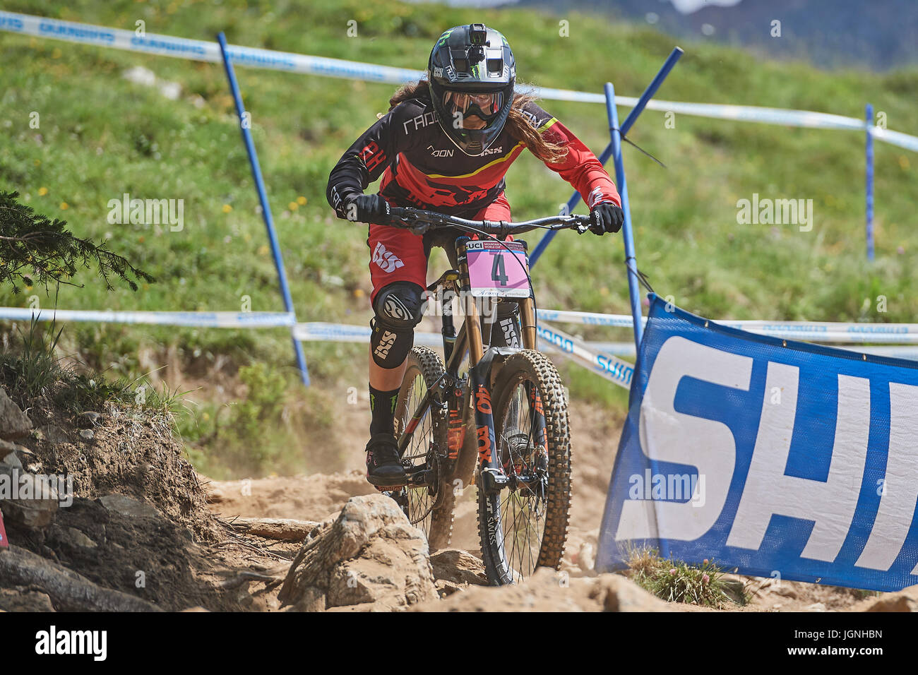 Downhill team der radonfabrik -Fotos und -Bildmaterial in hoher ...