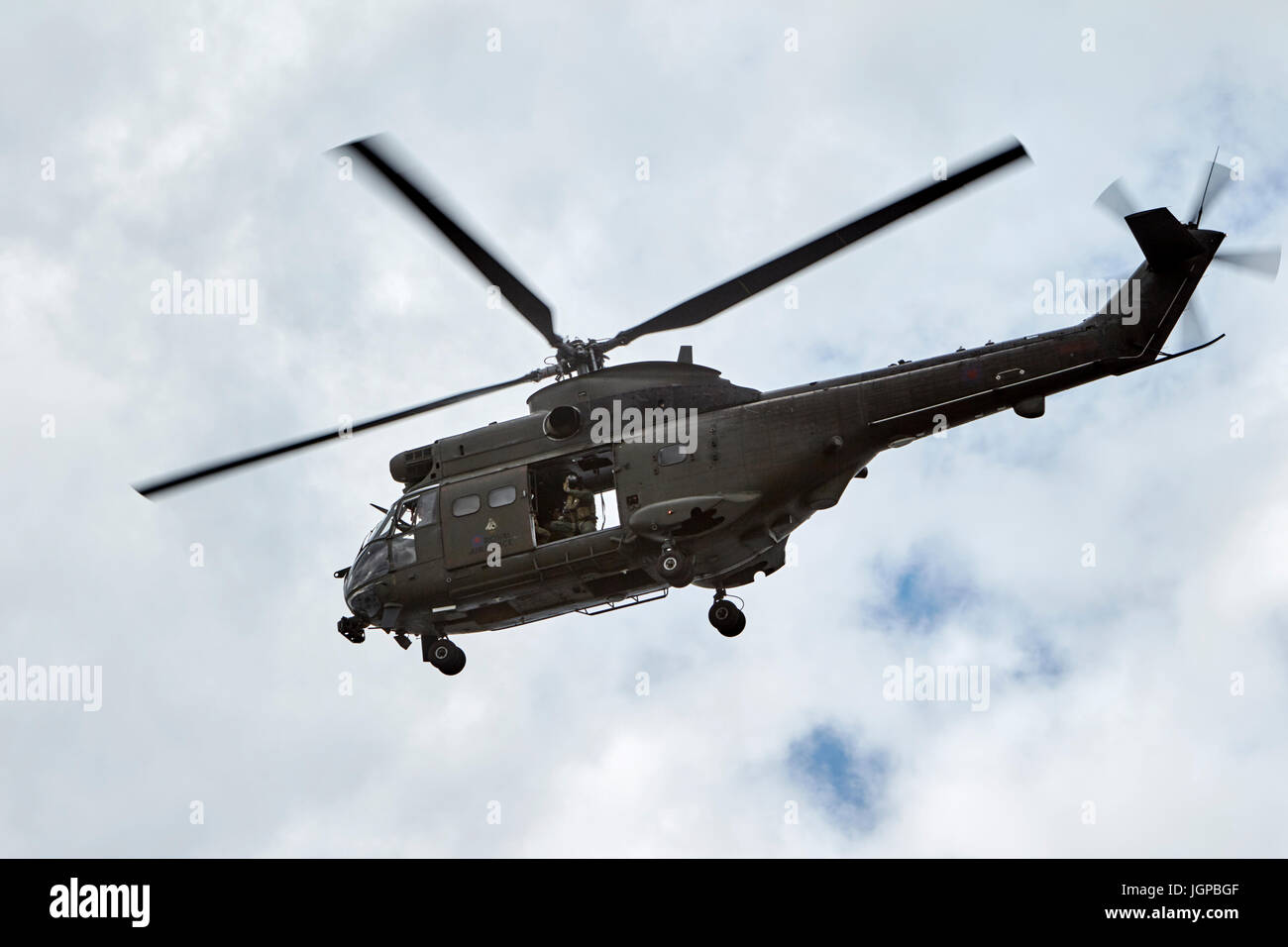 Super puma helikopter -Fotos und -Bildmaterial in hoher Auflösung – Alamy