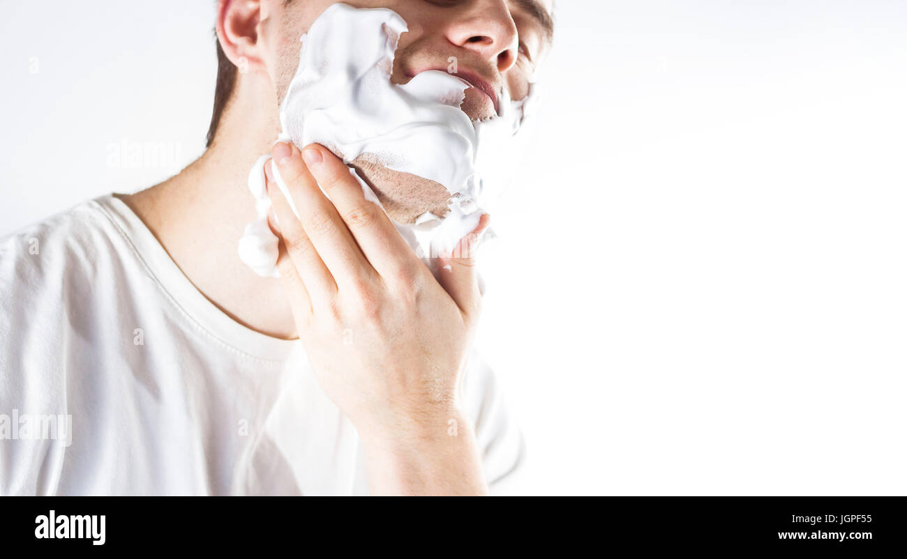 Rituelle kopfrasur -Fotos und -Bildmaterial in hoher Auflösung – Alamy