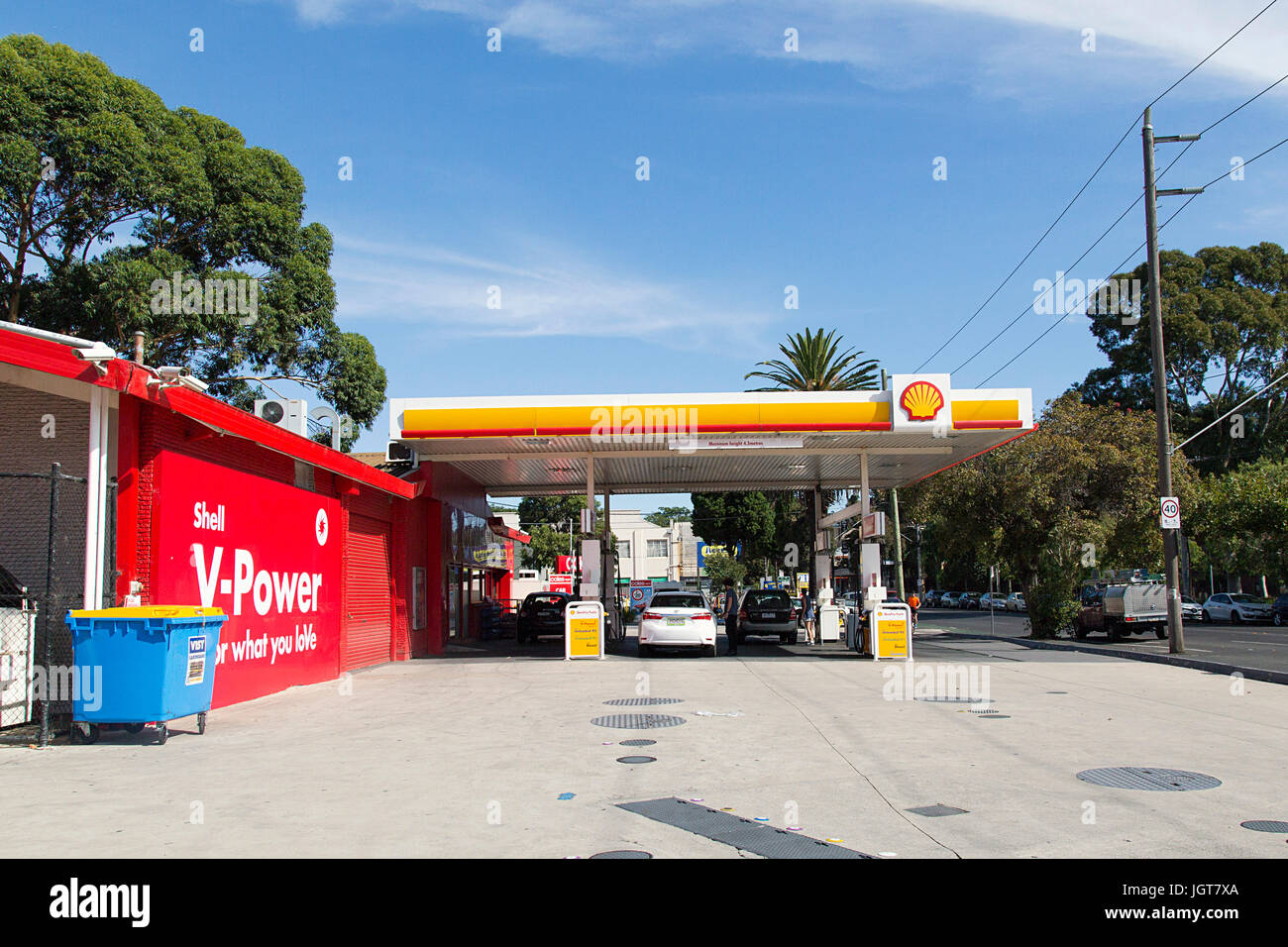 Shell bin -Fotos und -Bildmaterial in hoher Auflösung – Alamy