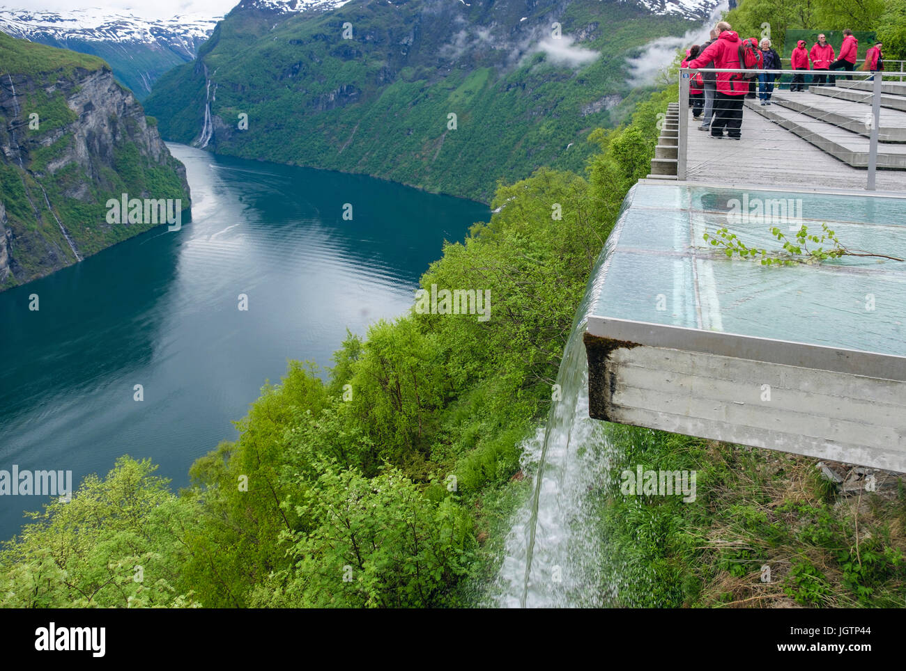 Geirangerfjorden o geirangerfjord -Fotos und -Bildmaterial in hoher ...