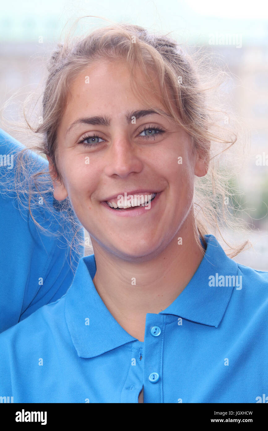 Drachenboot-Rennen in Hamburg mit: Marie Maevers Where: Hamburg ...