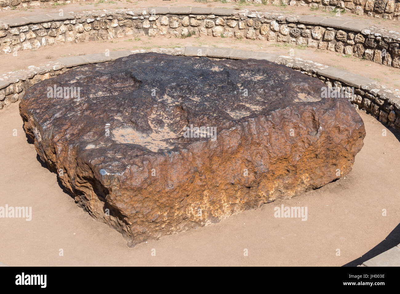 Der Hoba Meteorit in der Nähe von Grootfontein in Namibia ist auf 60 ...