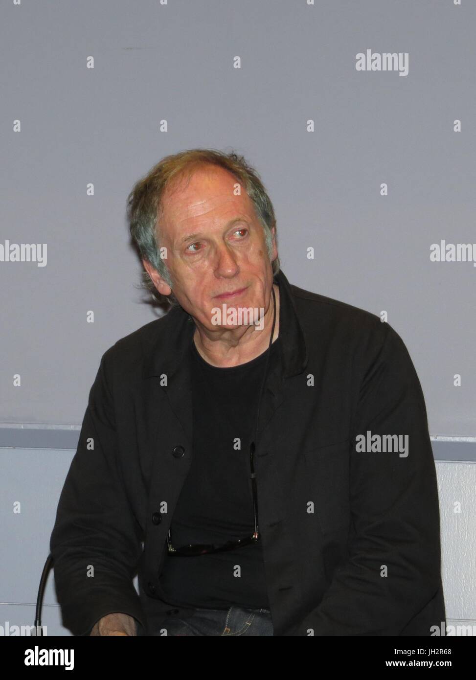 Regisseur robert mullan -Fotos und -Bildmaterial in hoher Auflösung – Alamy