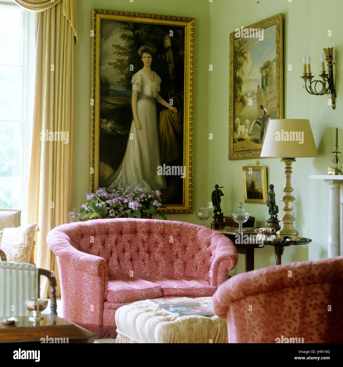Regency style living room -Fotos und -Bildmaterial in hoher Auflösung ...