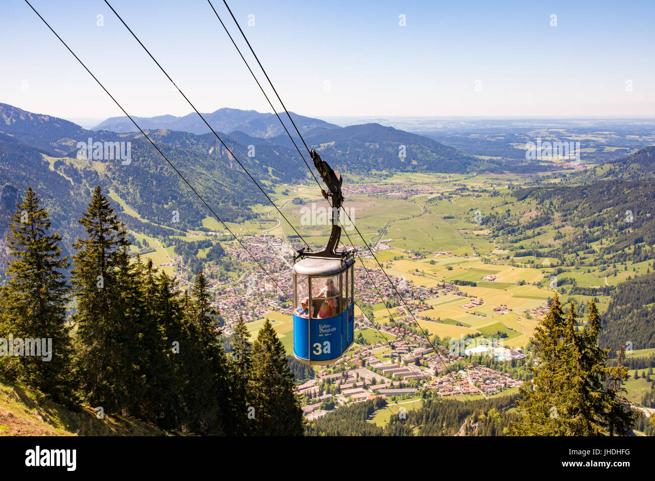 Seilbahn seilbahn seilbahn seilbahn -Fotos und -Bildmaterial in hoher ...