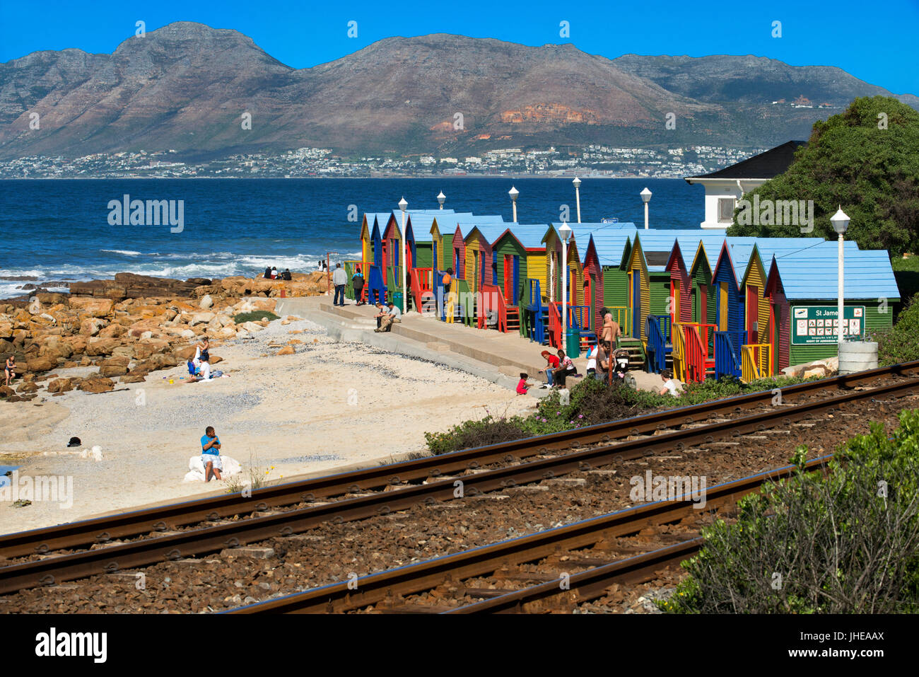 Muizenberg beach cape town -Fotos und -Bildmaterial in hoher Auflösung ...