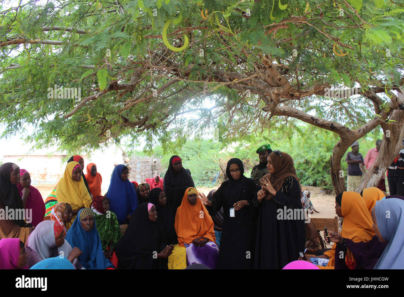 Beamte besuchen -Fotos und -Bildmaterial in hoher Auflösung – Alamy