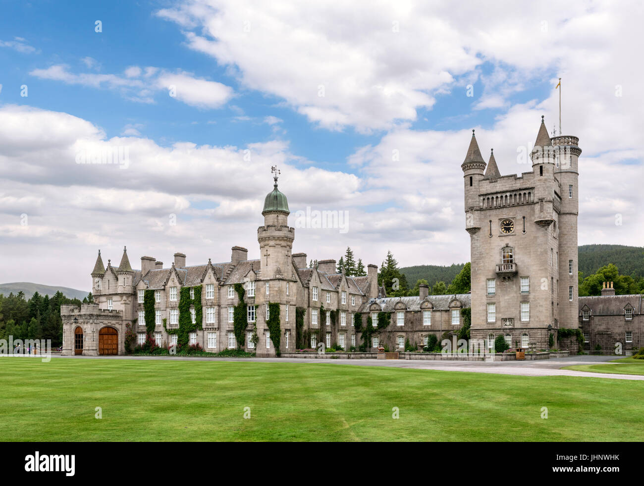Balmoral Castle, schottische Residenz der königlichen Familie, Crathie ...