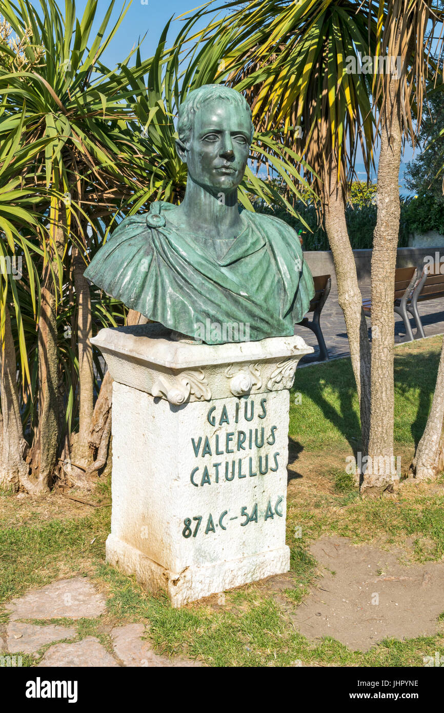 GARDASEE SIRMIONE STATUE ODER BÜSTE VON GAIUS VALERIUS CATULLUS ...