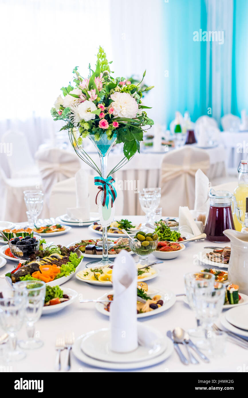 Elegantes Essen Stockfotos und -bilder Kaufen - Alamy