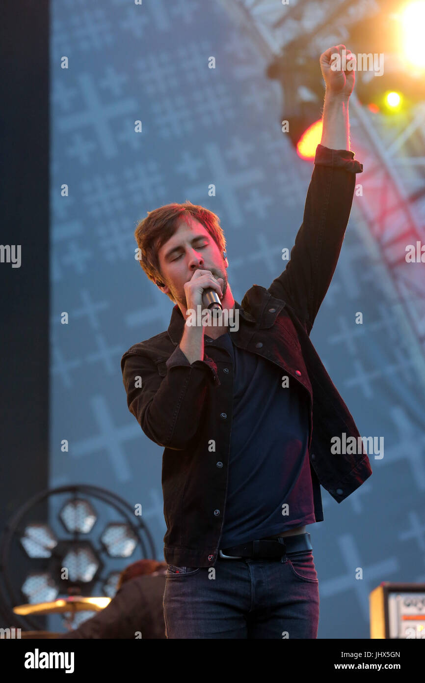 Max sänger -Fotos und -Bildmaterial in hoher Auflösung – Alamy