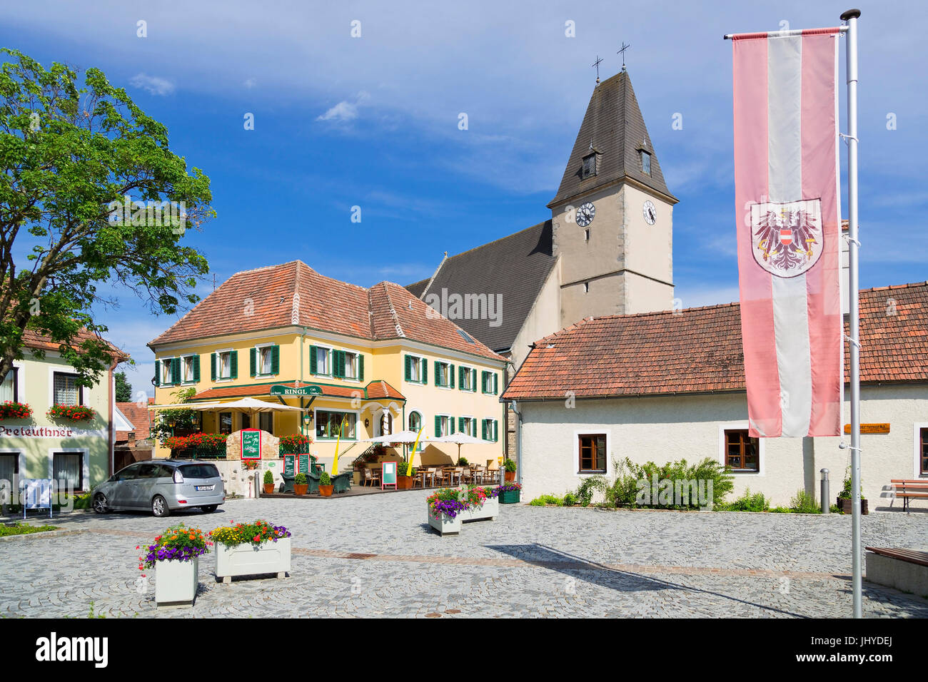Maria laach am jauerling -Fotos und -Bildmaterial in hoher Auflösung ...