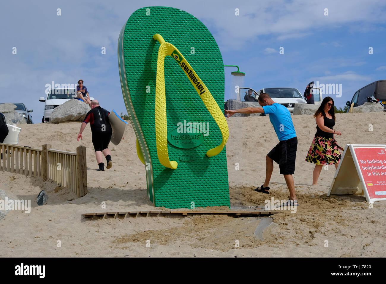 Dusche am strand -Fotos und -Bildmaterial in hoher Auflösung – Alamy