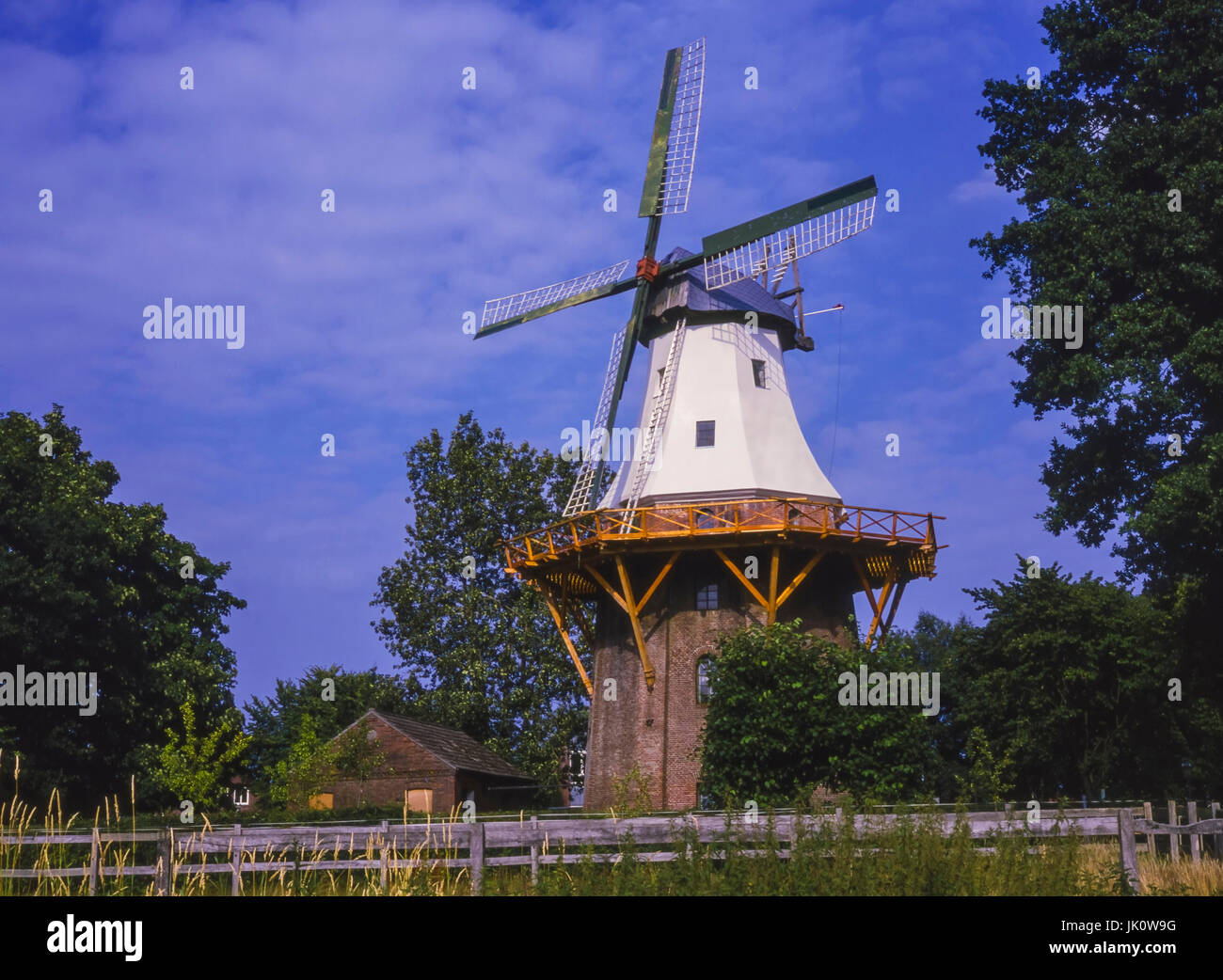 "Windmühle des Typs Galerie-Holländer in Barssel in Soeste ...