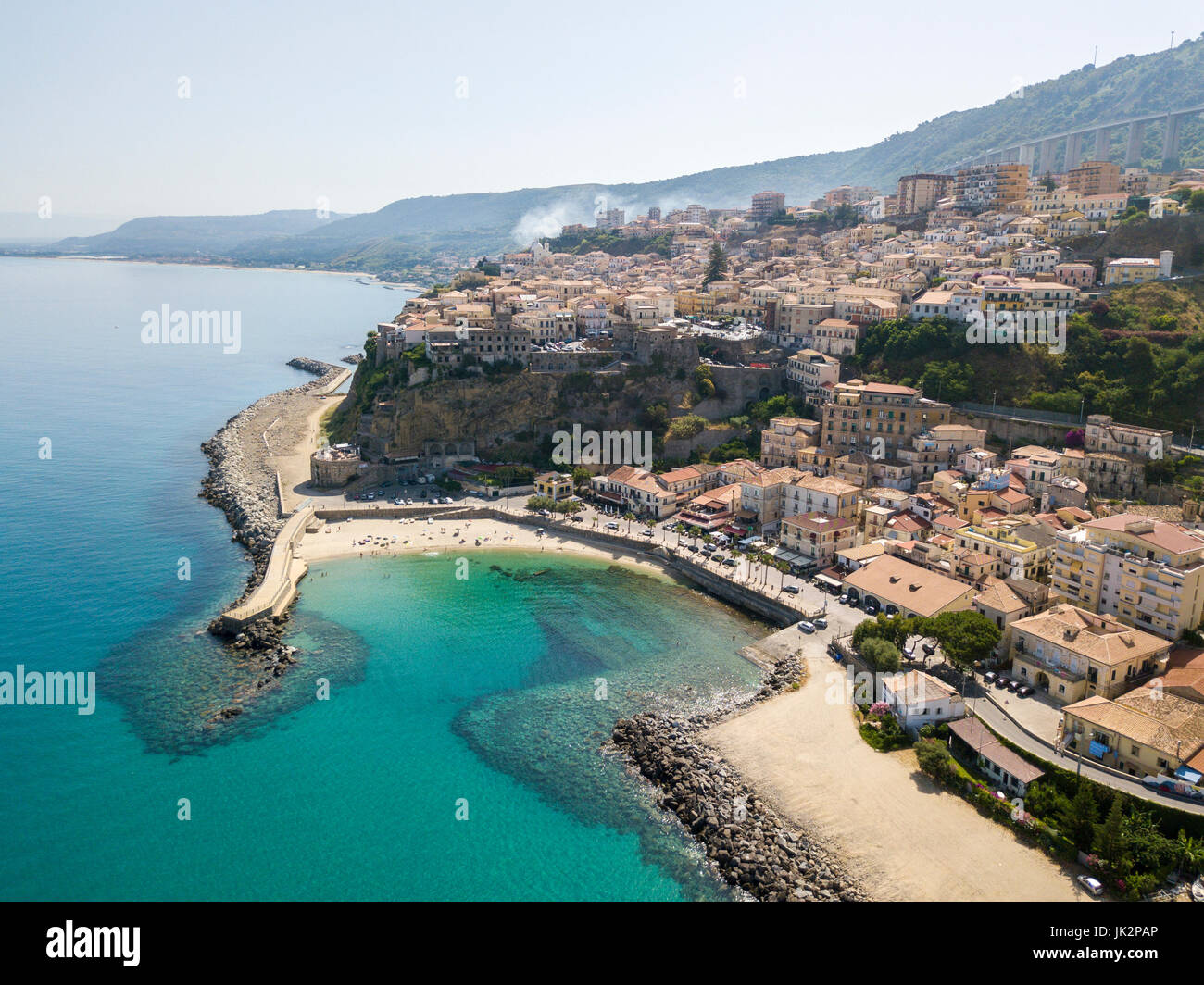 Luftaufnahme des Pizzo Calabro, Pier, Burg, Kalabrien, Italien ...