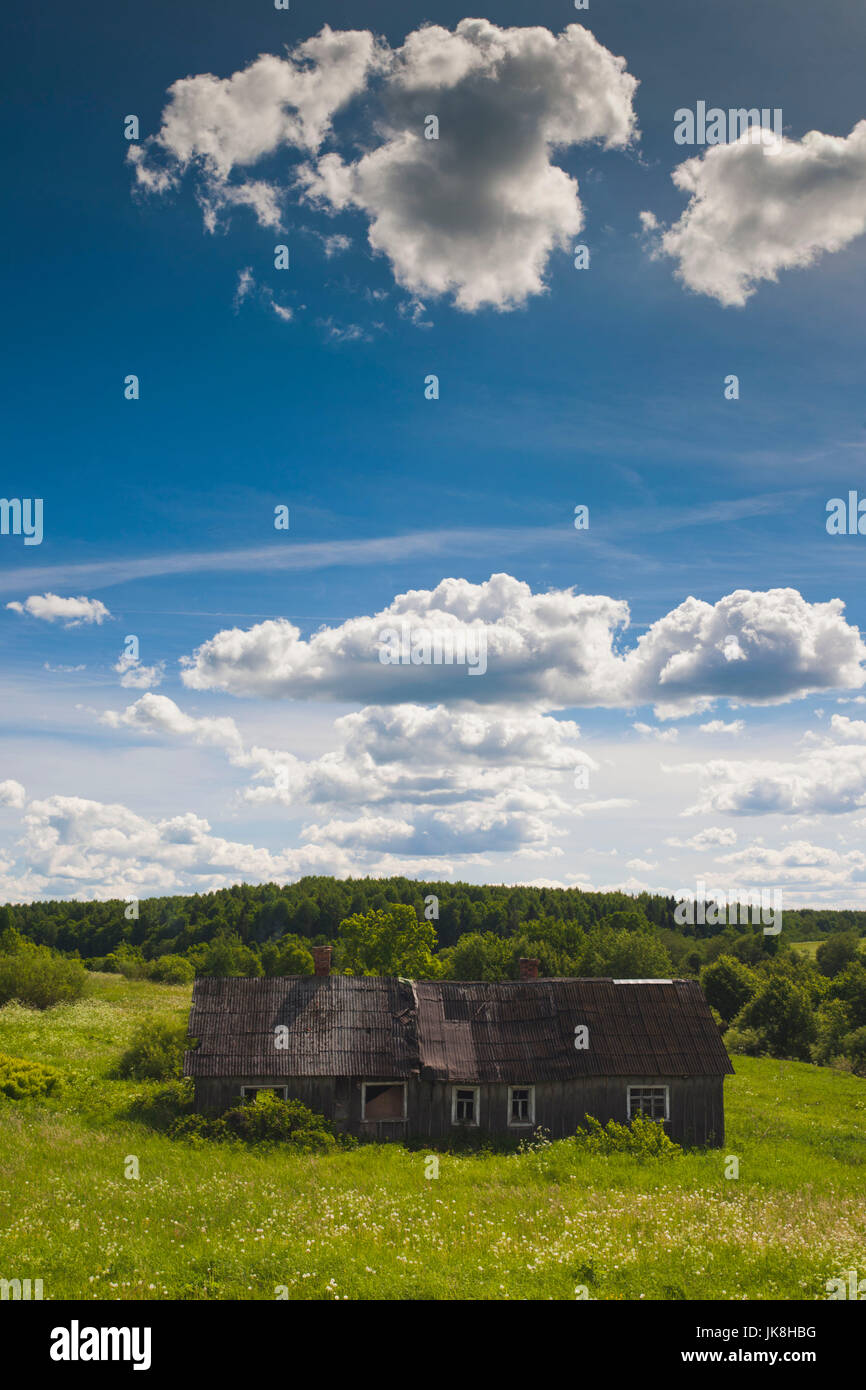 Russisches bauernhaus -Fotos und -Bildmaterial in hoher Auflösung – Alamy