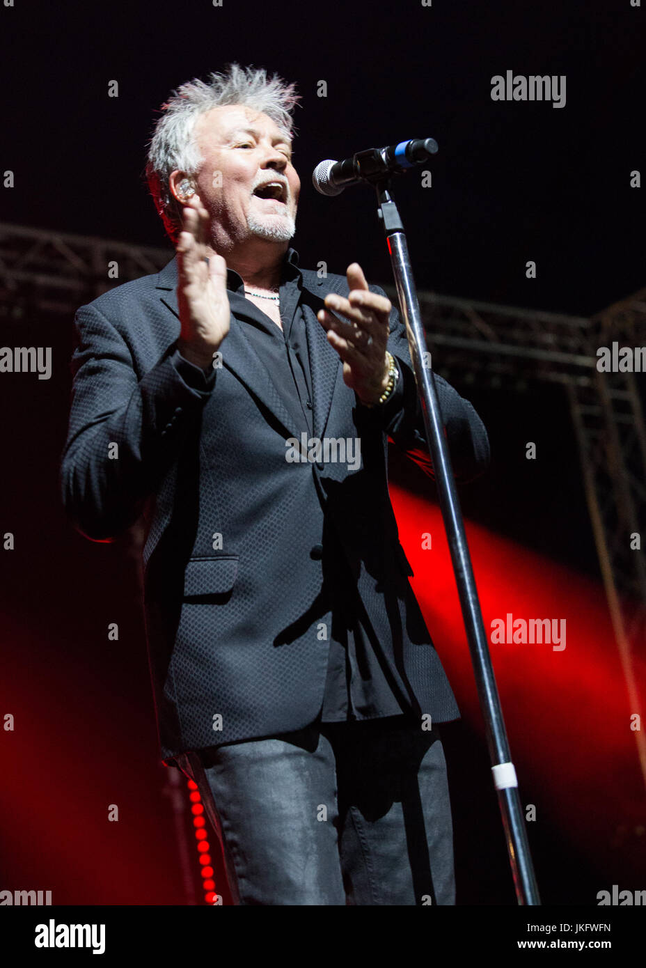 Paul young wherever lay hat -Fotos und -Bildmaterial in hoher Auflösung ...