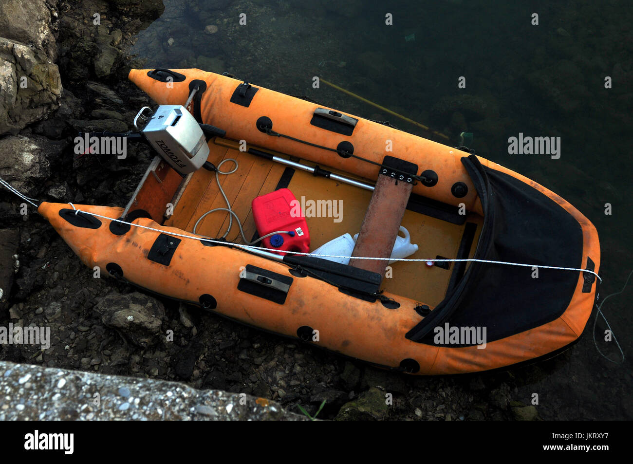 Gestrandete beiboot -Fotos und -Bildmaterial in hoher Auflösung – Alamy