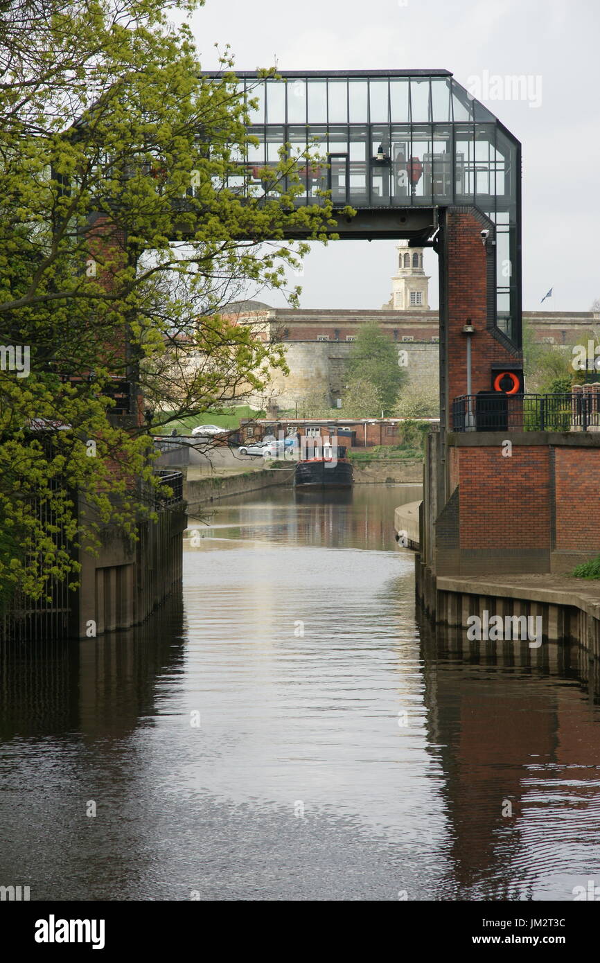 York City Hochwasserschutz, Hochwasser-Schutz-Barriere Stockfotografie ...