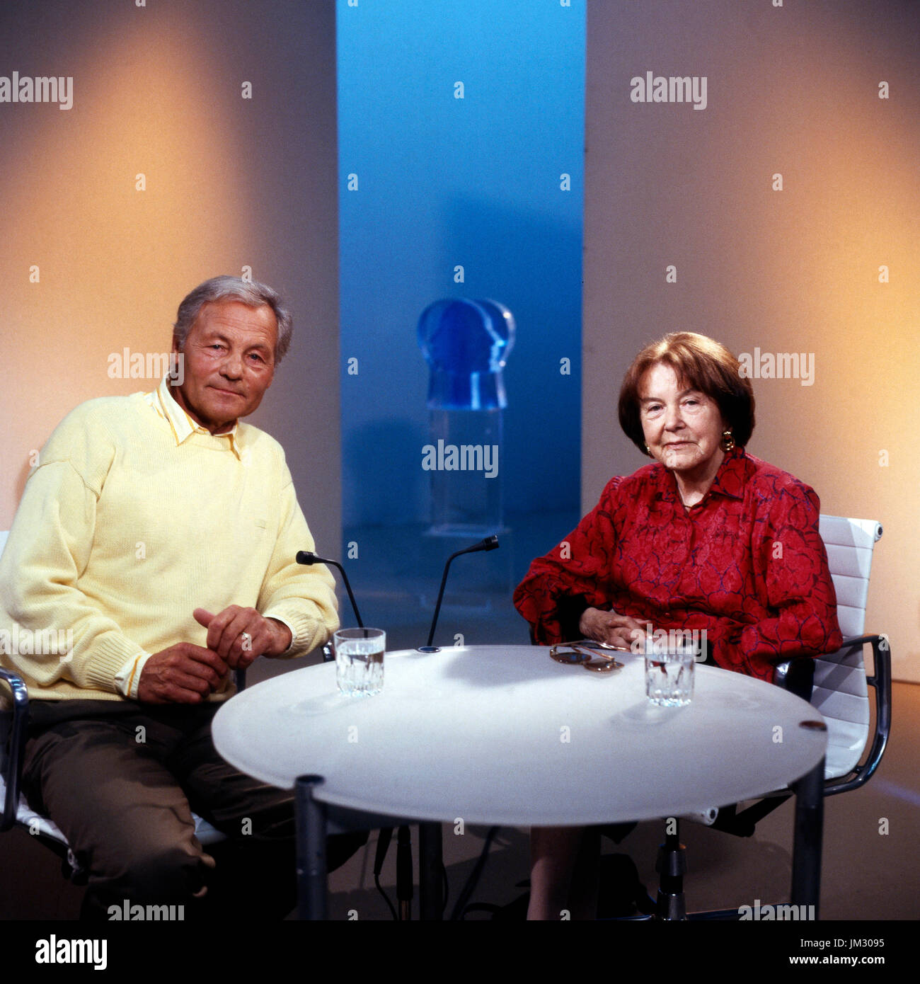 Ehefrau von carl orff -Fotos und -Bildmaterial in hoher Auflösung – Alamy